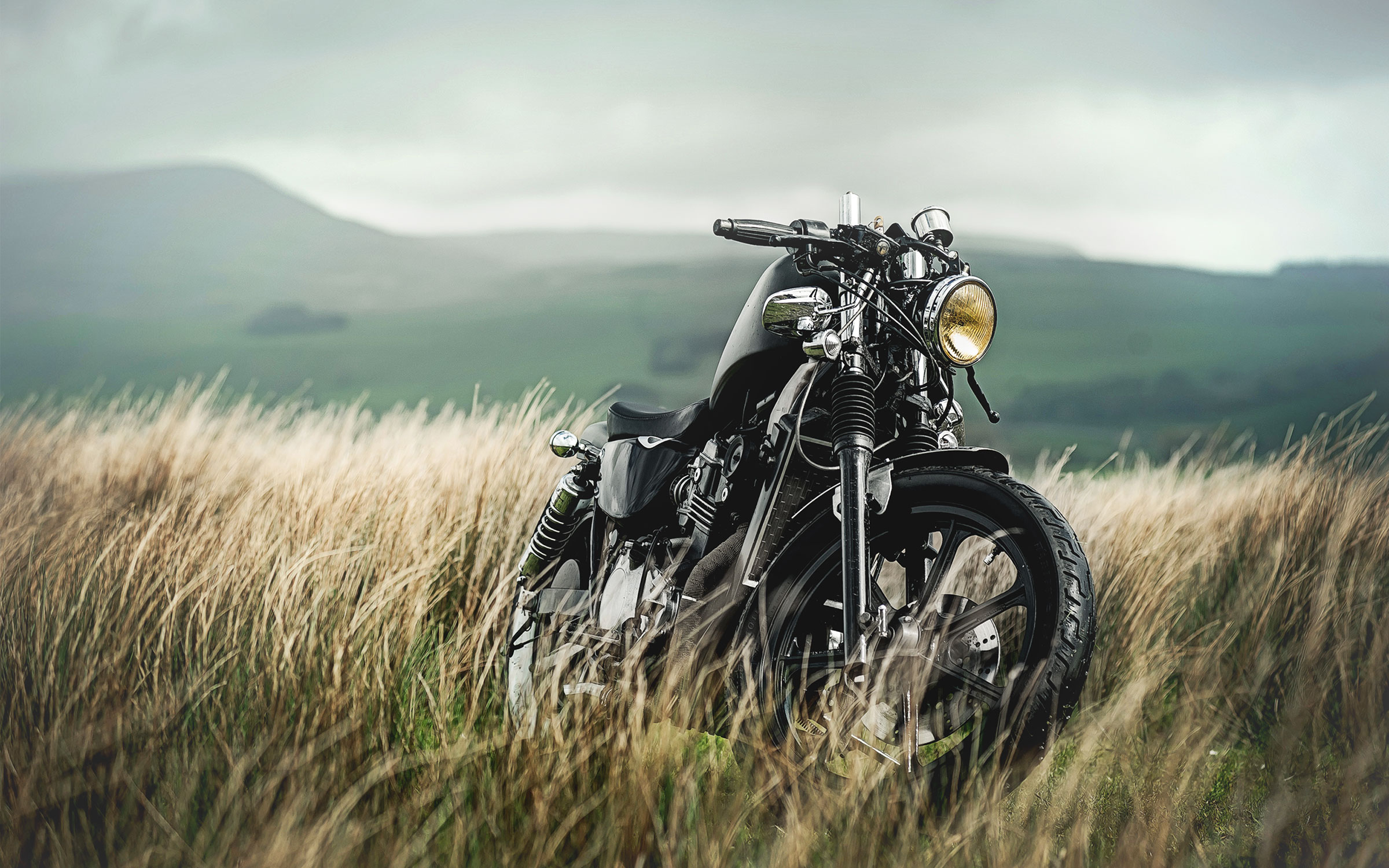 Dust Custom Motorcycles | Robin Zahler